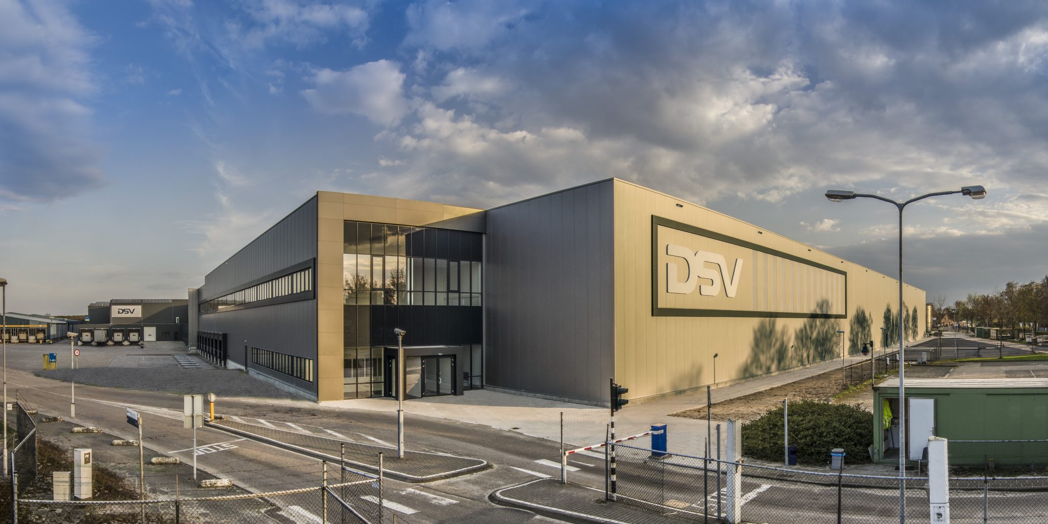 DSV Venray - Unibau Gewerbebau GmbH
